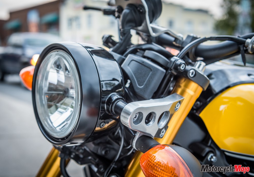Yamaha XSR900 headlight - Motorcycle Mojo